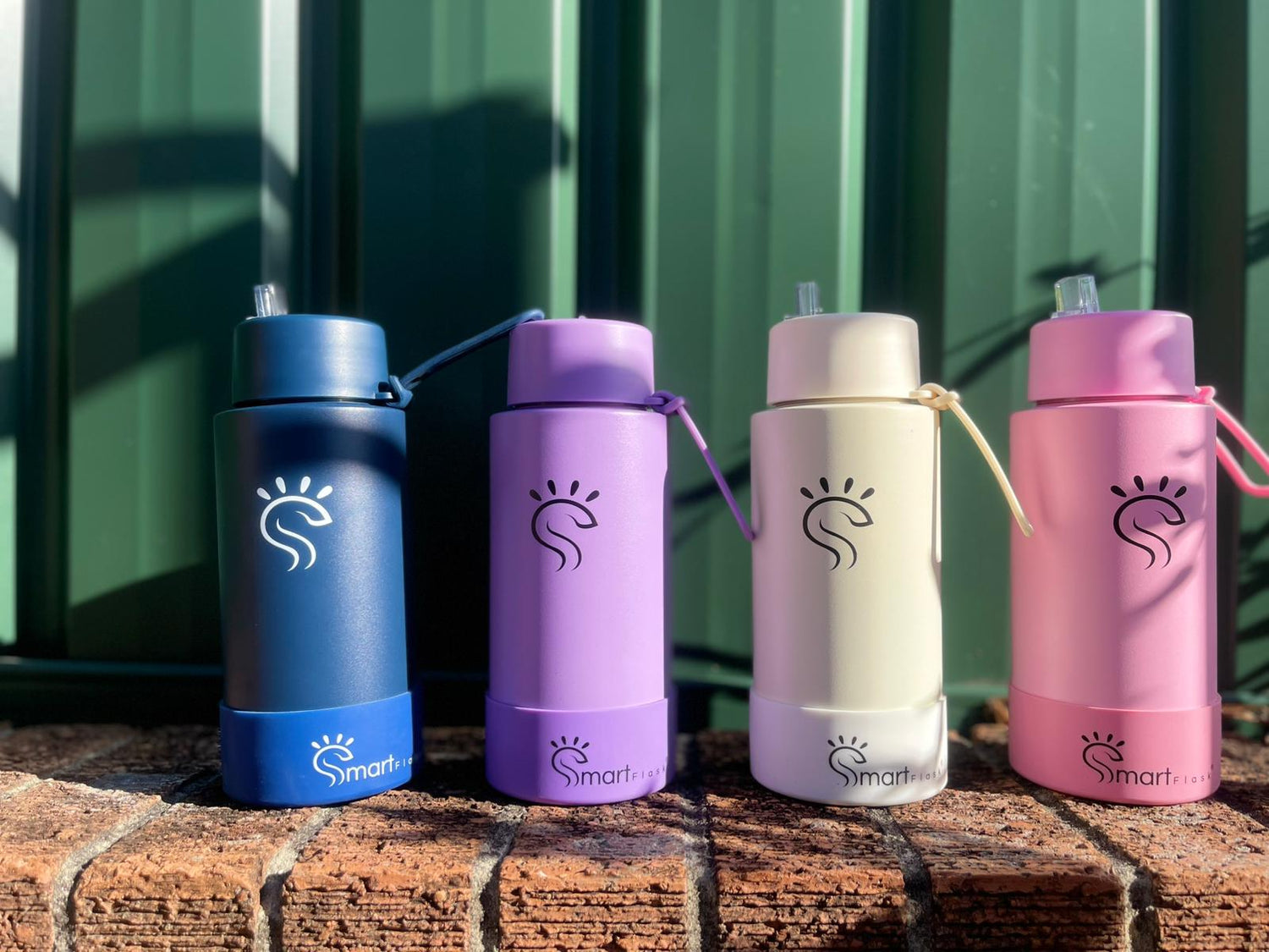 SmartFlask: Self-Cleaning water Bottle with UV-C for Healthy Lifestyle ...